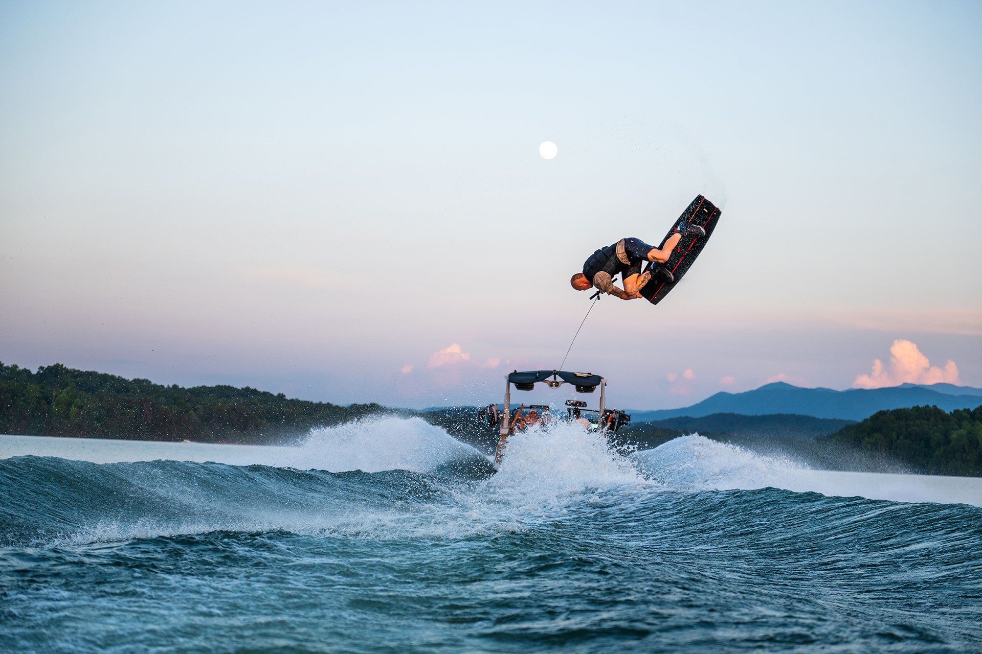 Rusty Malinoski Collection | Pro Model Wakeboard | Hyperlite